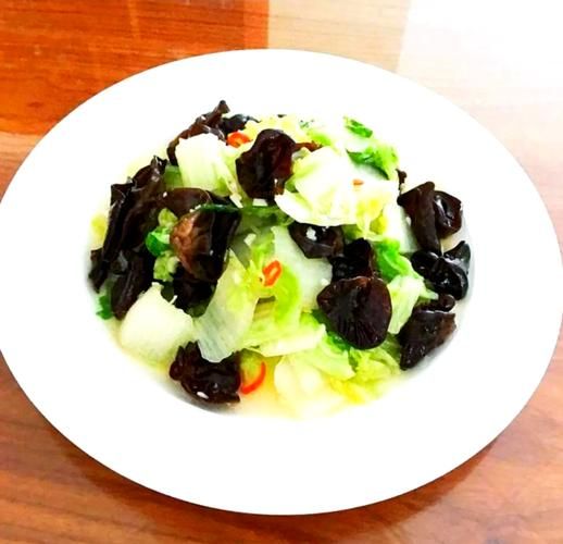 白菜炒木耳怎么炒好吃_白菜炒木耳用焯水吗-第1张图片-山城妙识