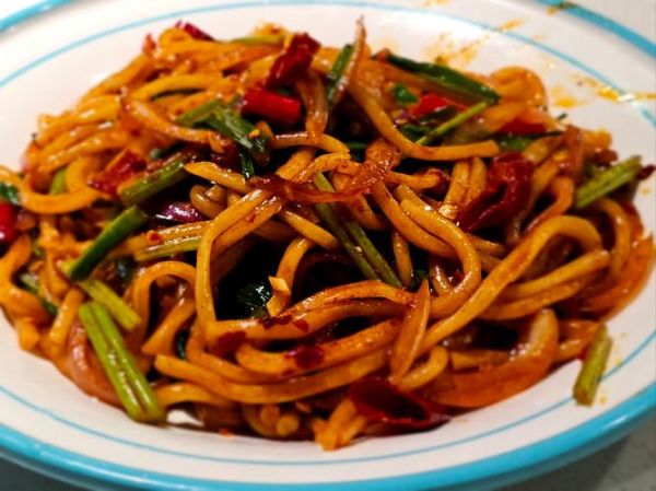 干炒面怎么做才好吃_干炒面家常做法步骤-第3张图片-山城妙识