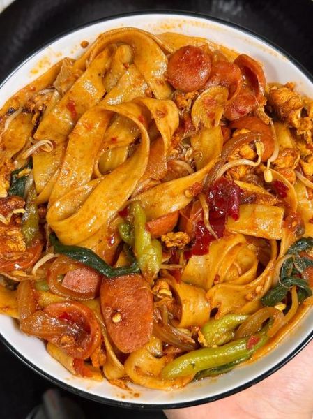 刀削面怎么做好吃_家常炒刀削面做法-第2张图片-山城妙识