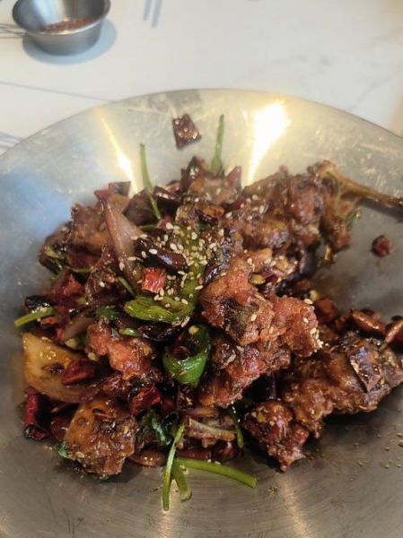 辣炒鸡架怎么炒才入味_家常做法步骤详解-第2张图片-山城妙识