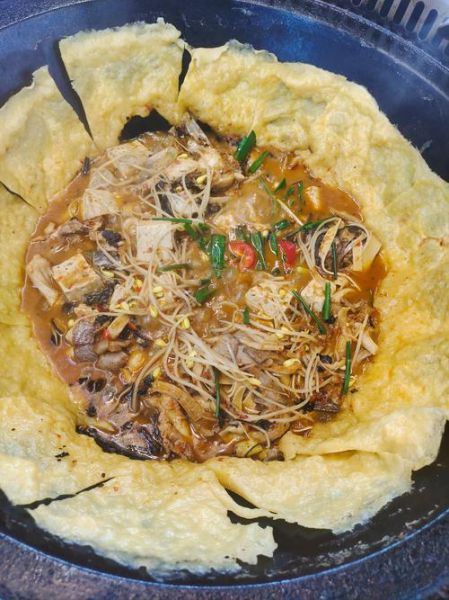 徐州地锅鱼怎么做_徐州地锅鱼最正宗的做法-第1张图片-山城妙识 徐州地锅鱼怎么做_徐州地锅鱼最正宗的做法-第1张图片-山城妙识