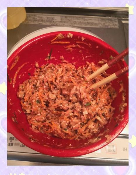 香菇胡萝卜肉馅饺子怎么做_香菇饺子馅怎么调才香-第2张图片-山城妙识