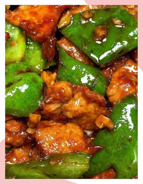 肉片炒青椒怎么做_肉片炒青椒先炒肉还是先炒青椒-第1张图片-山城妙识 肉片炒青椒怎么做_肉片炒青椒先炒肉还是先炒青椒-第1张图片-山城妙识