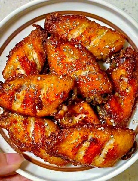 炸鸡翅的家常做法_怎样炸鸡翅外酥里嫩-第2张图片-山城妙识