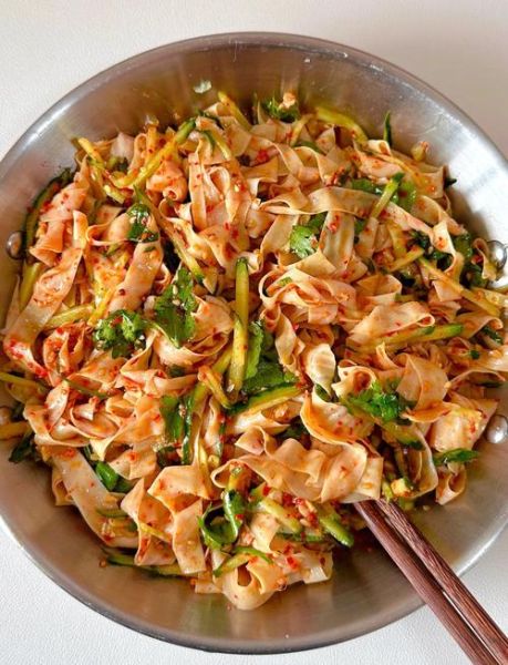 干豆皮凉拌怎么做好吃_干豆皮凉拌需要焯水吗-第3张图片-山城妙识 干豆皮凉拌怎么做好吃_干豆皮凉拌需要焯水吗-第3张图片-山城妙识