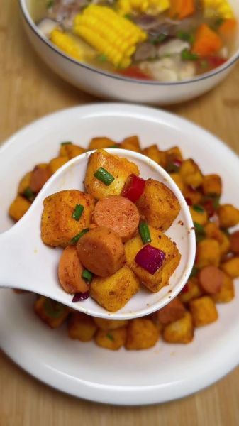 炒馒头丁怎么做_炒馒头丁的家常做法-第2张图片-山城妙识