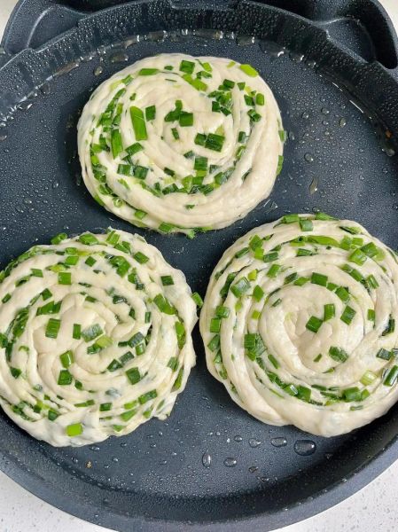 发面葱油饼怎么做_发面葱油饼怎么做好吃-第1张图片-山城妙识 发面葱油饼怎么做_发面葱油饼怎么做好吃-第1张图片-山城妙识