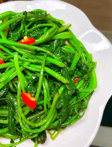 红薯叶怎么炒好吃_红薯叶的做法家常-第1张图片-山城妙识