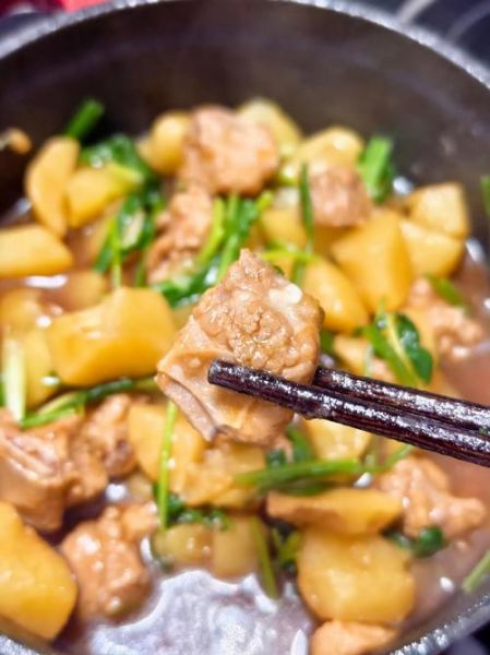 土豆炖瘦肉怎么做_土豆炖瘦肉最简单的做法-第2张图片-山城妙识 土豆炖瘦肉怎么做_土豆炖瘦肉最简单的做法-第2张图片-山城妙识