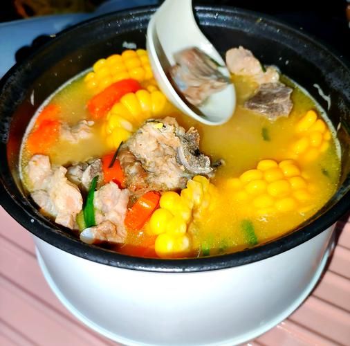 排骨玉米汤怎么做_排骨玉米汤需要焯水吗-第3张图片-山城妙识
