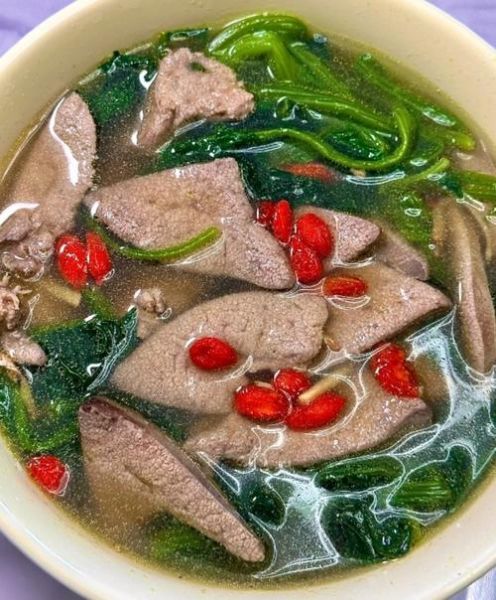 猪肝菠菜汤怎么做_猪肝菠菜汤焯水多久-第1张图片-山城妙识