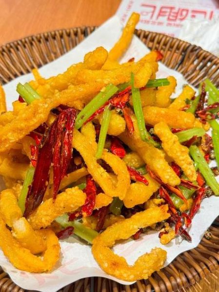 干煸藕丝怎么做才酥脆_干煸藕丝家常做法-第1张图片-山城妙识