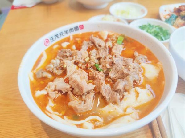 羊肉面片怎么做才好吃_家常做法详细步骤-第1张图片-山城妙识