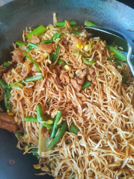 蒸面条的家常做法_蒸面条怎么做好吃又劲道-第1张图片-山城妙识