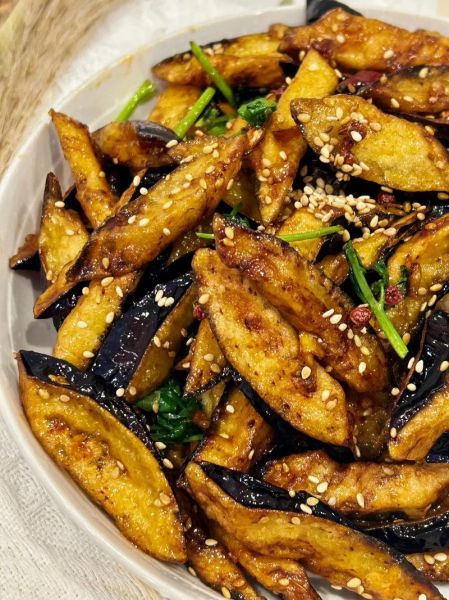 炸茄子怎么做才酥脆_炸茄子要不要先焯水-第1张图片-山城妙识