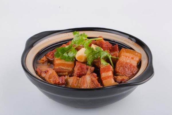 砂锅红烧肉怎么做_家常红烧肉用什么肉最好-第1张图片-山城妙识 砂锅红烧肉怎么做_家常红烧肉用什么肉最好-第1张图片-山城妙识
