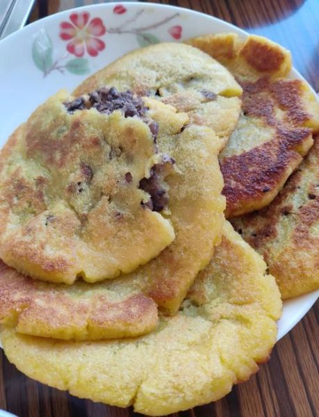 玉米面饼的家常做法_玉米面饼怎么做好吃又松软-第3张图片-山城妙识