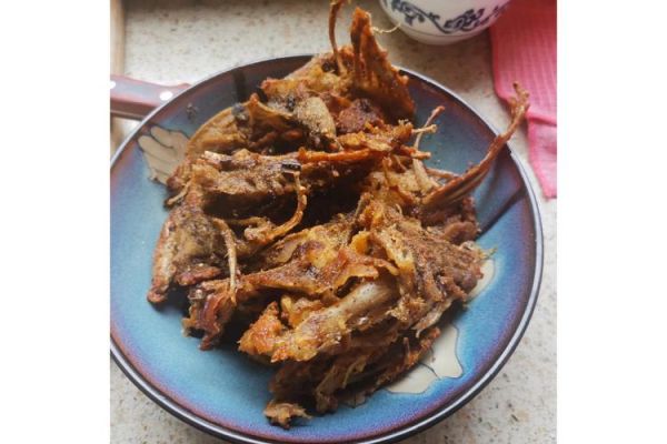 椒盐鸭架怎么做_椒盐鸭架的做法步骤-第1张图片-山城妙识 椒盐鸭架怎么做_椒盐鸭架的做法步骤-第1张图片-山城妙识