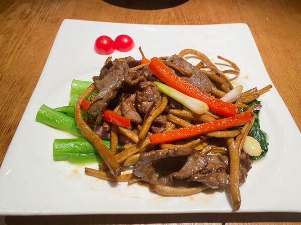 茶树菇怎么做好吃_茶树菇炒肉家常做法-第3张图片-山城妙识