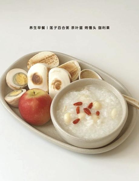 百合莲子粥怎么做_百合莲子粥的功效与作用-第2张图片-山城妙识