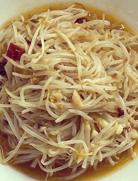 素炒绿豆芽怎么炒才脆_家常做法技巧-第1张图片-山城妙识 素炒绿豆芽怎么炒才脆_家常做法技巧-第1张图片-山城妙识