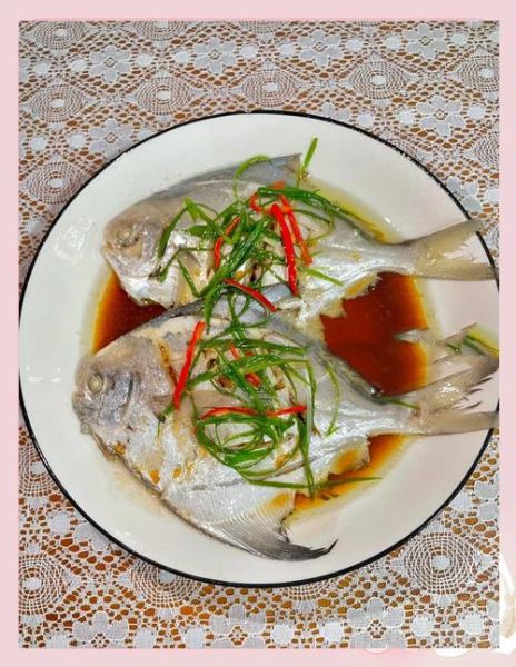 清蒸鲳鱼怎么做_清蒸鲳鱼蒸几分钟才嫩-第1张图片-山城妙识 清蒸鲳鱼怎么做_清蒸鲳鱼蒸几分钟才嫩-第1张图片-山城妙识