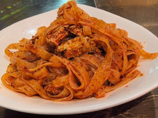 擀面皮怎么做_擀面皮的家常做法-第3张图片-山城妙识