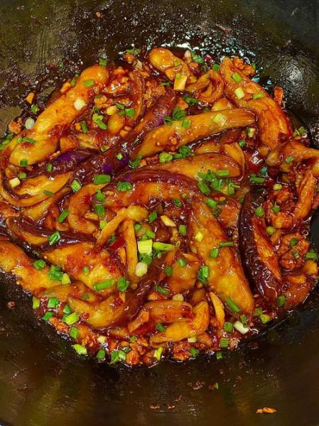 酱焖茄子怎么做_家常做法步骤详解-第2张图片-山城妙识