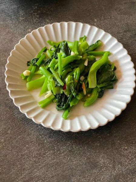 芥蓝怎么炒才脆_芥蓝焯水几分钟-第1张图片-山城妙识