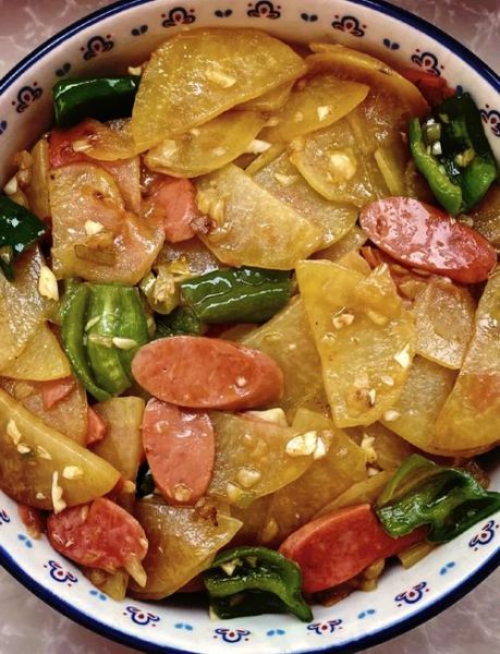 尖椒土豆片怎么做才脆_尖椒土豆片用不用焯水-第1张图片-山城妙识