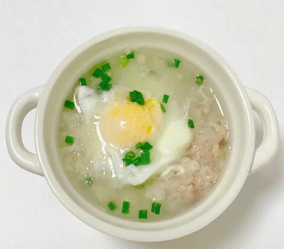 鸡蛋肉饼汤怎么做_鸡蛋肉饼汤要蒸多久-第1张图片-山城妙识