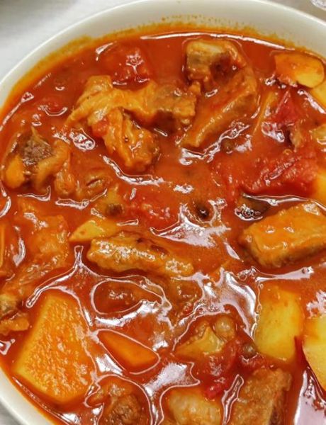 番茄烧牛腩怎么做才软烂_番茄牛腩用高压锅还是砂锅-第1张图片-山城妙识 番茄烧牛腩怎么做才软烂_番茄牛腩用高压锅还是砂锅-第1张图片-山城妙识