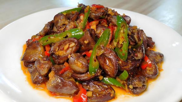 鸡心怎么炒才嫩_鸡心焯水几分钟最佳-第1张图片-山城妙识