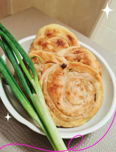 葱油饼怎么做才酥脆_家常做法详细步骤-第1张图片-山城妙识 葱油饼怎么做才酥脆_家常做法详细步骤-第1张图片-山城妙识