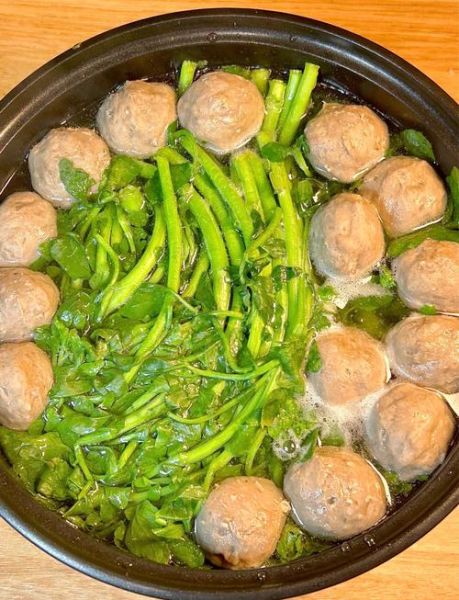 牛肉丸子汤家常做法_牛肉丸子怎么做才嫩-第2张图片-山城妙识