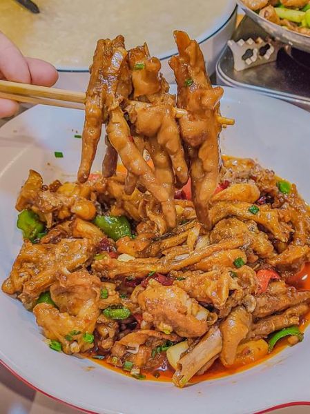 干锅鸡爪怎么做_干锅鸡爪最正宗的做法-第1张图片-山城妙识