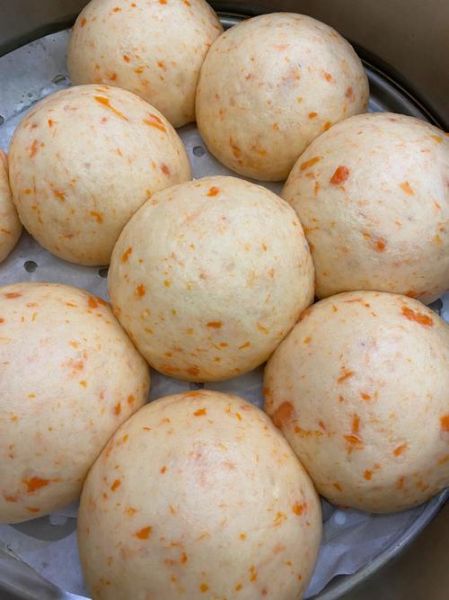 胡萝卜馒头怎么做_胡萝卜馒头蒸多久才松软-第1张图片-山城妙识 胡萝卜馒头怎么做_胡萝卜馒头蒸多久才松软-第1张图片-山城妙识