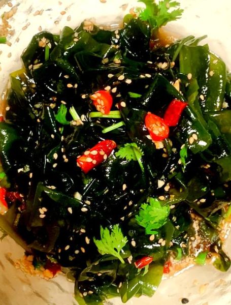 裙带菜凉拌怎么做好吃_裙带菜凉拌需要焯水吗-第1张图片-山城妙识