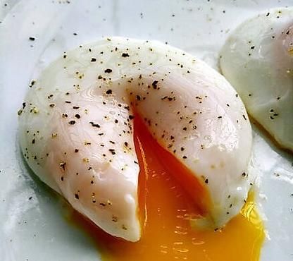 水波蛋怎么做_水波蛋不破的秘诀-第2张图片-山城妙识