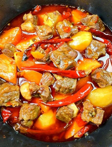 家常红烧牛肉怎么做_红烧牛肉怎么炖才软烂-第2张图片-山城妙识