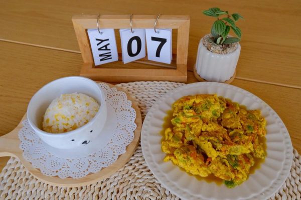 南瓜花炒鸡蛋怎么做_南瓜花炒鸡蛋要焯水吗-第1张图片-山城妙识