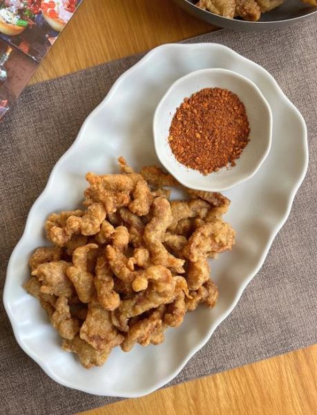 小酥肉怎么做才酥脆_小酥肉炸多久不回软-第1张图片-山城妙识