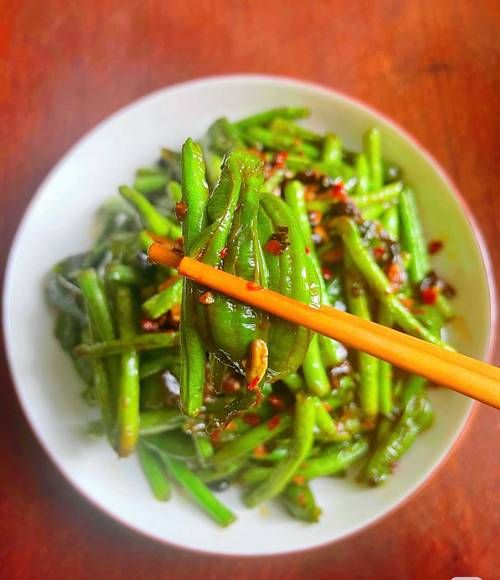 豆角怎么炒好吃_豆角焯水几分钟才翠绿-第2张图片-山城妙识
