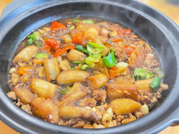 砂锅肉末茄子煲怎么做_茄子煲用哪种茄子最好-第3张图片-山城妙识 砂锅肉末茄子煲怎么做_茄子煲用哪种茄子最好-第3张图片-山城妙识
