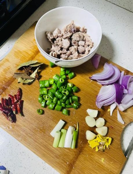 家常兔子肉怎么做_兔子肉去腥技巧-第3张图片-山城妙识