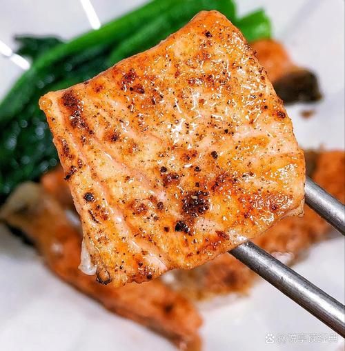 香煎三文鱼怎么做_香煎三文鱼需要腌制吗-第2张图片-山城妙识