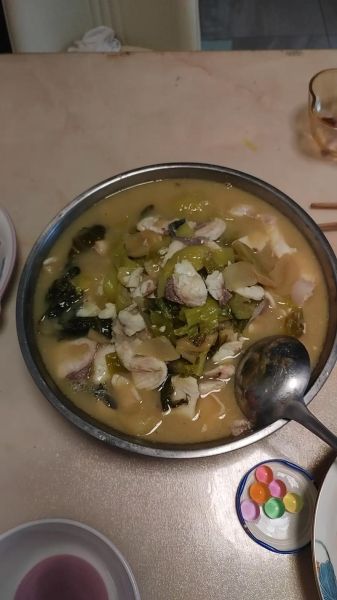 酸菜汤的家常做法_酸菜汤怎么做才好吃-第2张图片-山城妙识