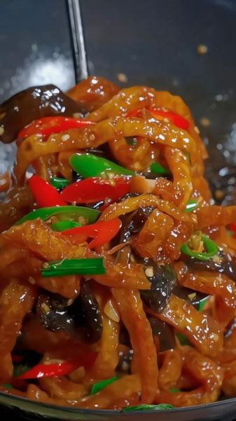 红烧猪皮怎么做好吃_家常红烧猪皮的做法窍门-第2张图片-山城妙识