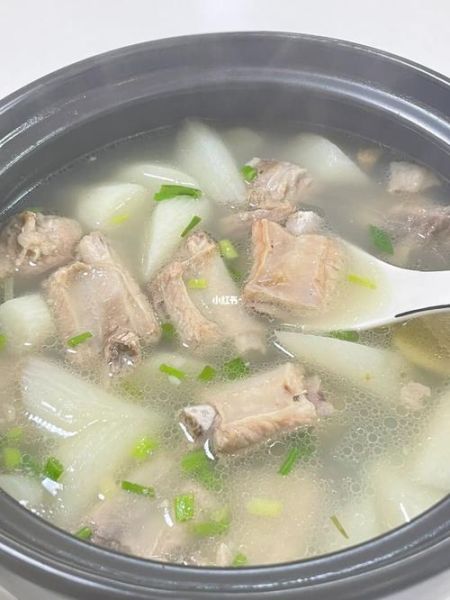 淮山排骨汤的做法_淮山排骨汤怎么炖才白-第2张图片-山城妙识