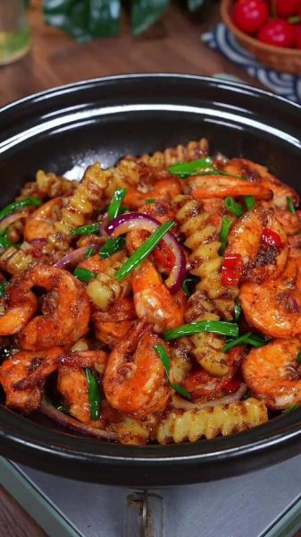 干锅香辣虾的家常做法_干锅香辣虾怎么做才够味-第3张图片-山城妙识